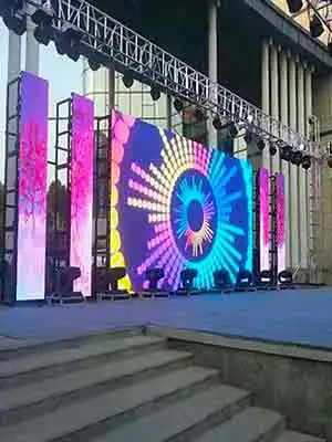 Outdoor Stage Event LED Displays - reissdisplay