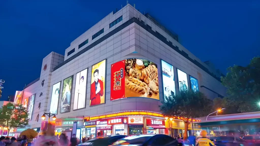 Shopping Mall LED Screen: Transforming Retail Space - reissdisplay