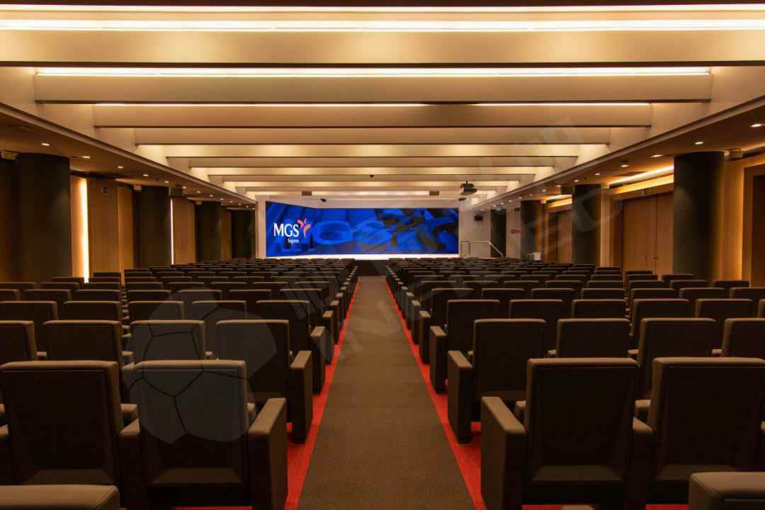 Auditorium LED Screen : Elevating Events and Performances - reissdisplay